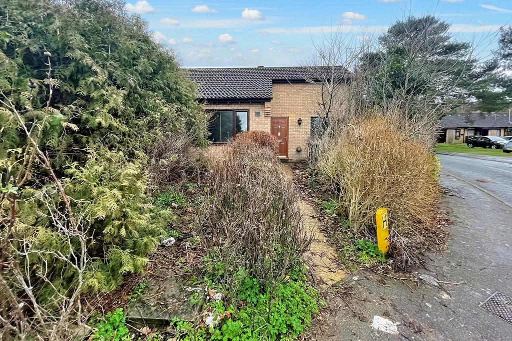 Rowan Drive, Brandon 2 bed terraced bungalow - £150,000