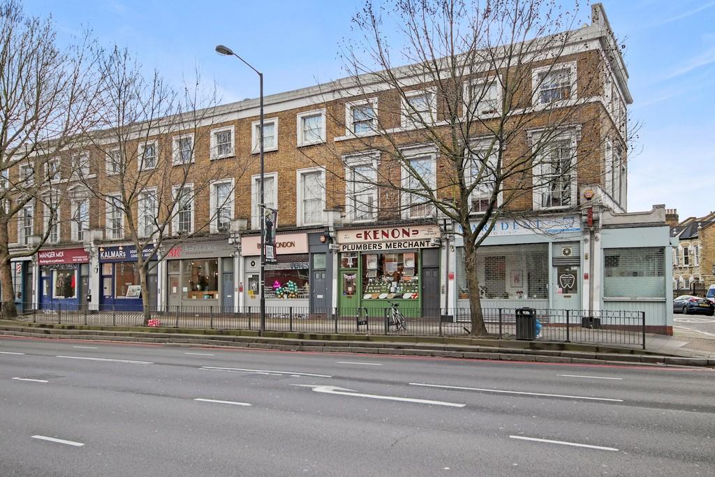360 Old Kent Road, London 1 bed apartment - £269,500