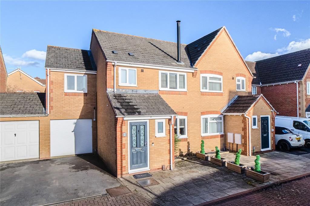 Lewis Close Abbey Meads Swindon Wiltshire Sn25 4 Bed Semi Detached