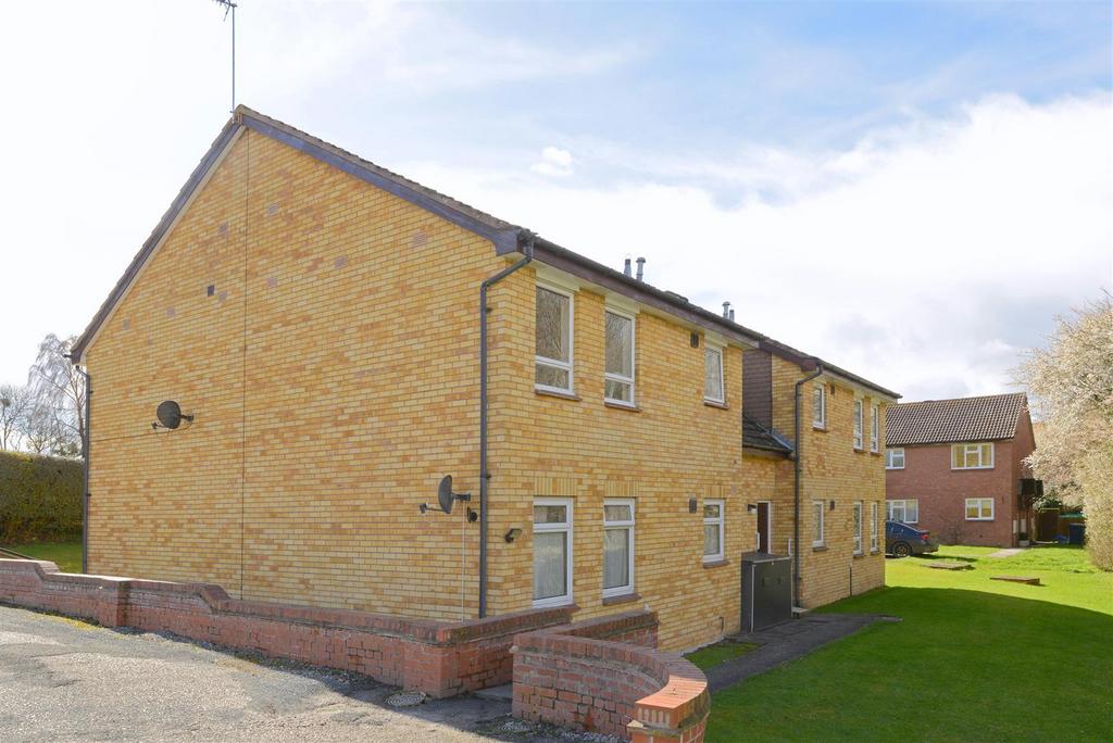 Torrin Drive, Radbrook Green, Shrewsbury Studio for sale - £64,995
