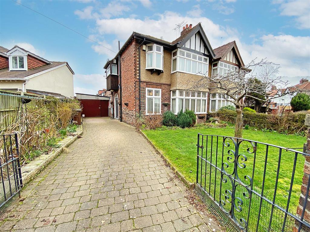 Little Crosby Road, Great Crosby, Liverpool 4 bed semi-detached house ...