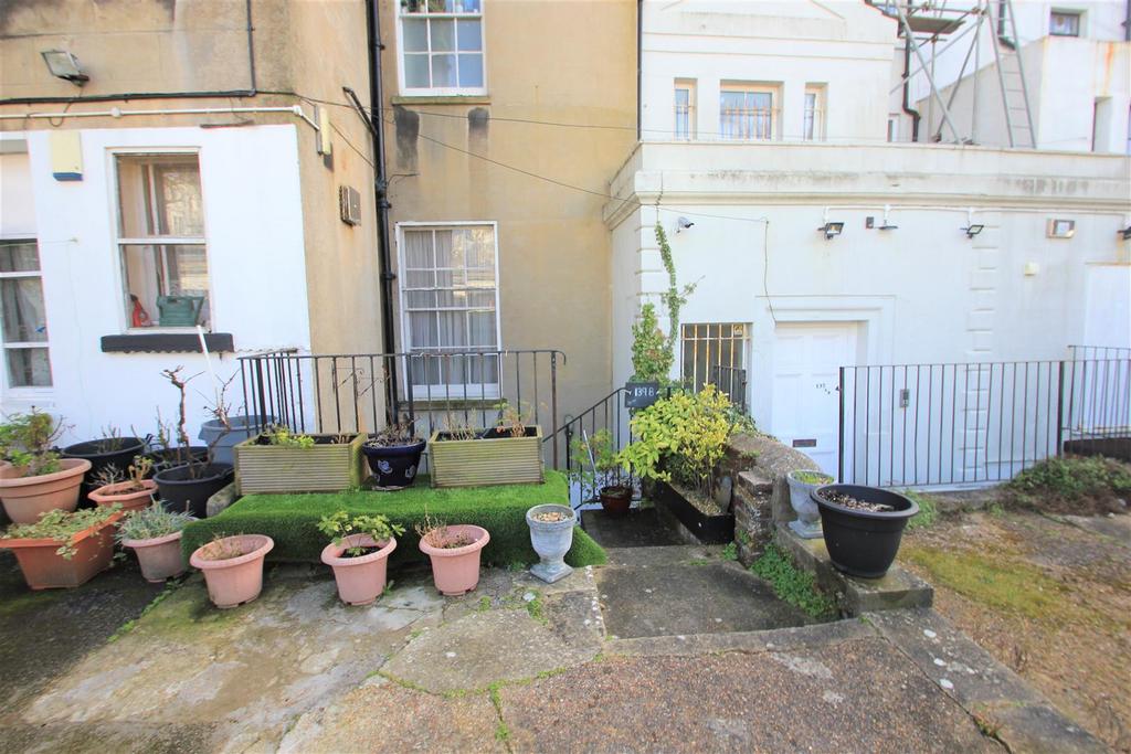 Codrington Mansions, 138-139 Western... 1 bed apartment - £1,195 pcm (£ ...