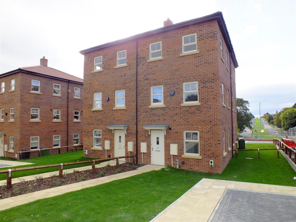 Asket Row, Leeds, West Yorkshire 2 bed semi-detached house - £950 pcm ...