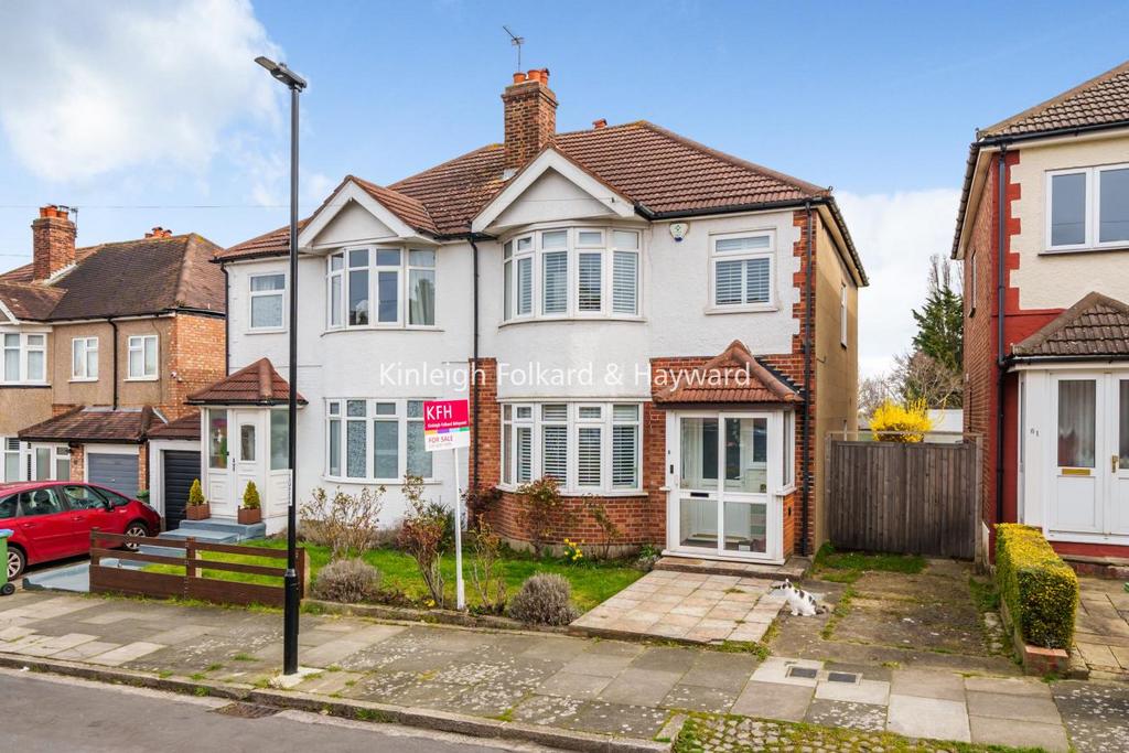 Felhampton Road, New Eltham 3 bed semi-detached house - £600,000