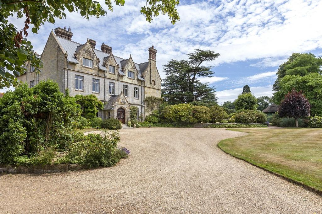 Ashurst Wood, East Sussex, RH19 8 bed detached house - £3,150,000