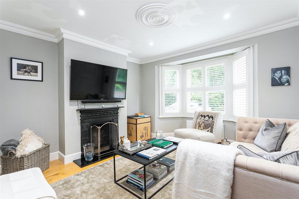 Whitmore Lane, Ascot 3 bed house - £750,000