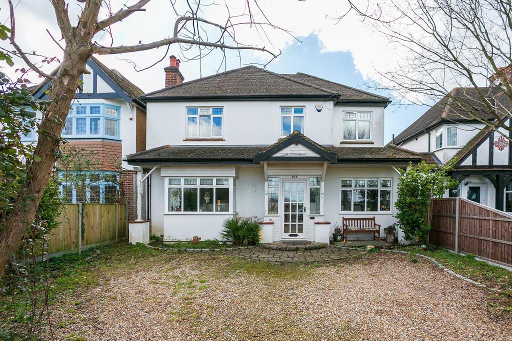 Little Bushey Lane, Bushey... 4 bed detached house - £955,000