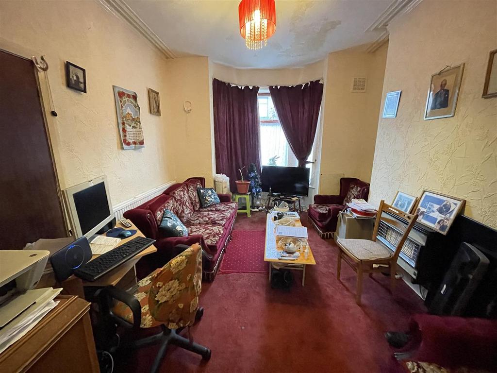 Slade Grove, Longsight, Manchester 3 bed house - £225,000