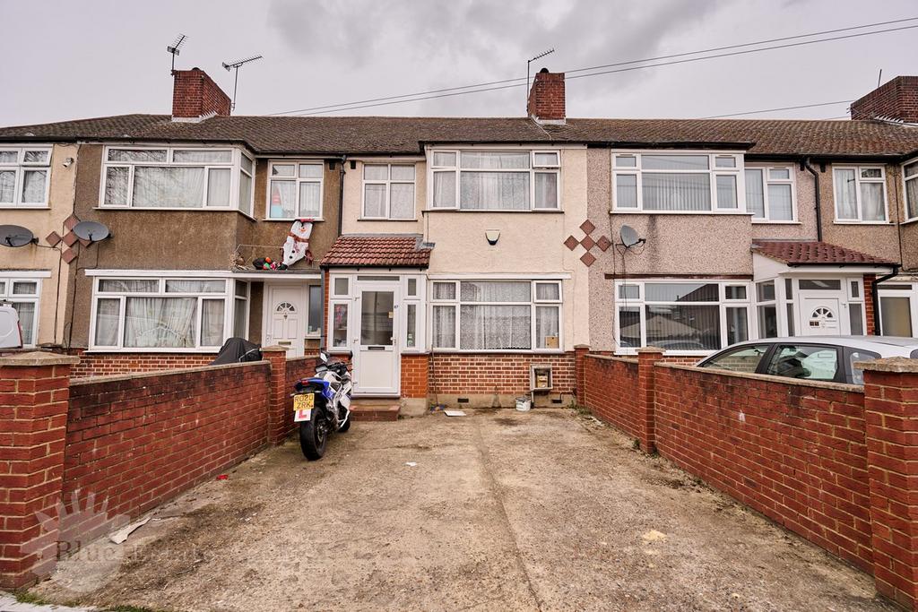 Kingsbridge Road, Southall, UB2 3 bed terraced house - £525,000