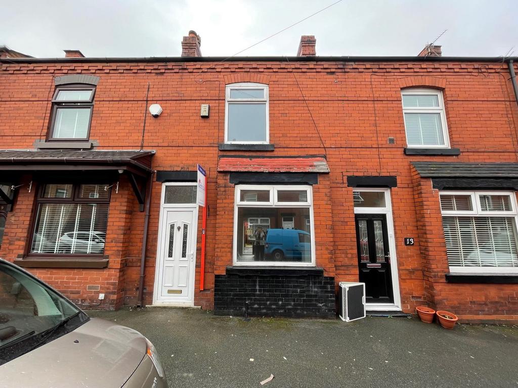 Second Avenue, Wigan, WN6 7BD 2 bed terraced house - £124,950