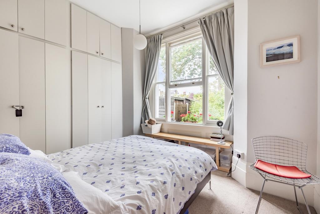 Brandram Road London SE13 1 bed apartment - £1,600 pcm (£369 pw)