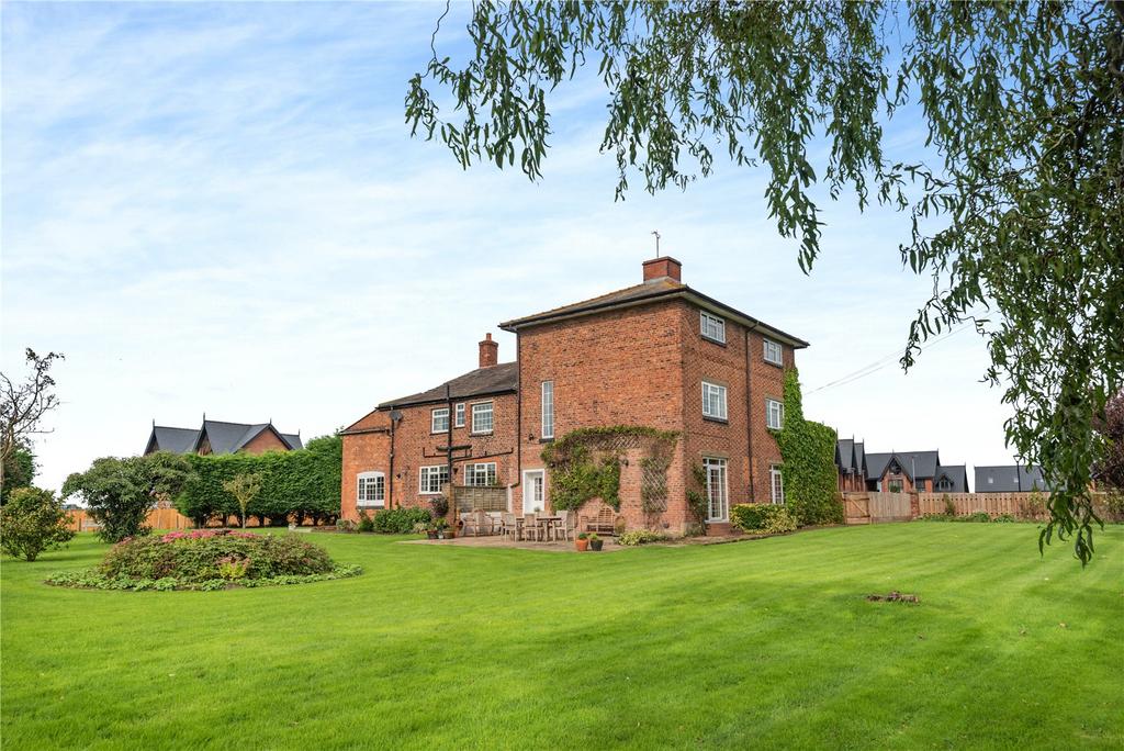 Lache Lane, Marlston-Cum-Lache, Chester, Cheshire, CH4 6 bed detached ...