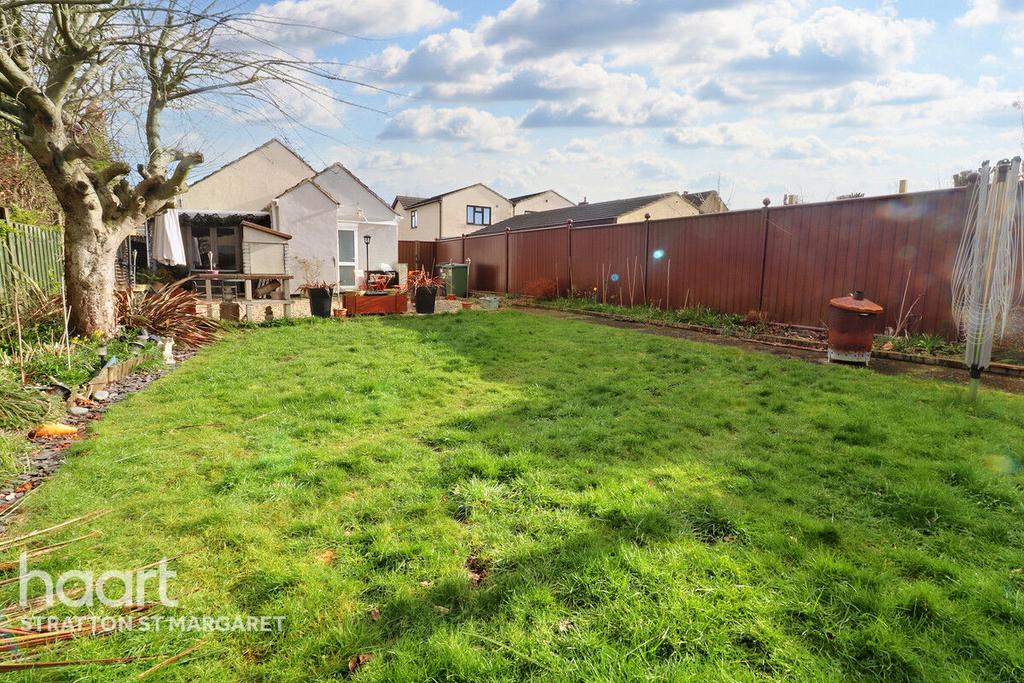 Kingsdown Road, Swindon 3 bed bungalow - £340,000