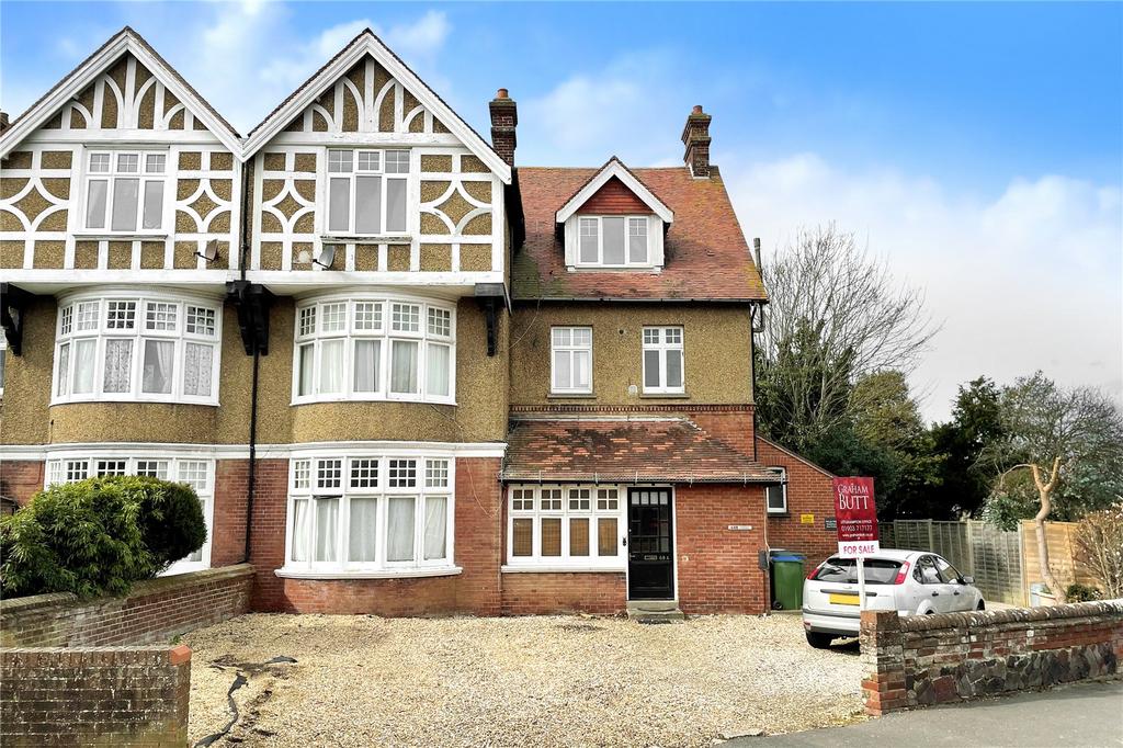 Norfolk Road, Littlehampton, West Sussex 3 bed apartment - £239,950