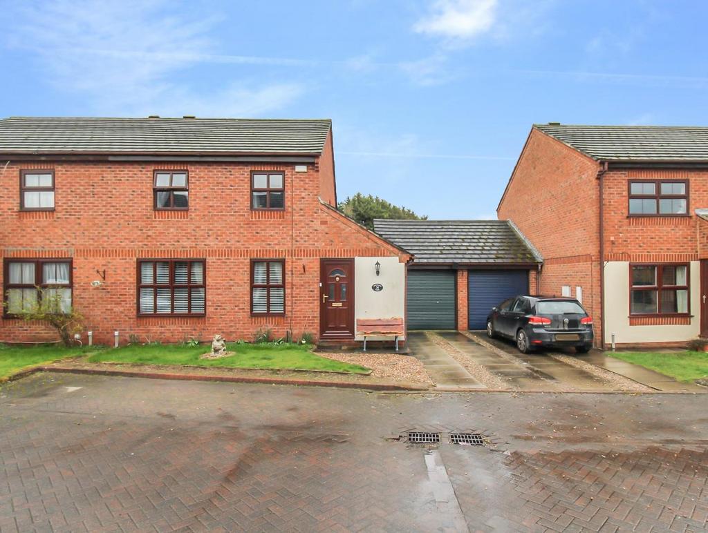 Vyner Street, Ripon 3 bed semi-detached house - £250,000