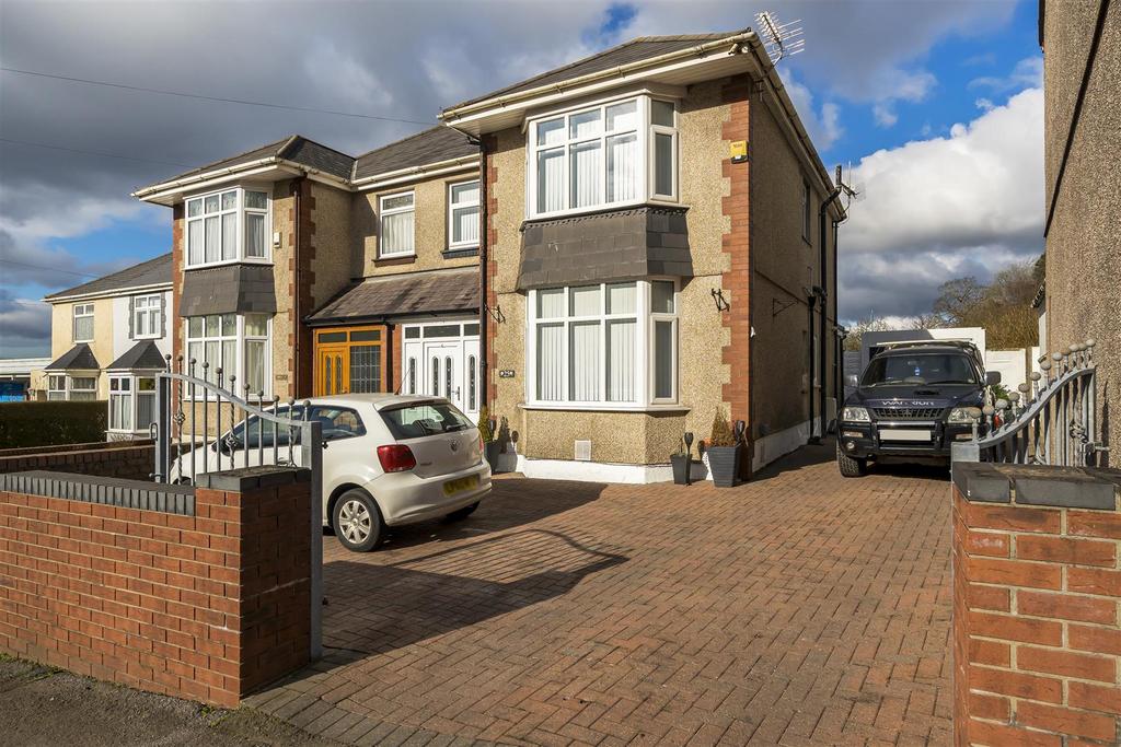 Ravenhill Road Ravenhill Swansea 3 Bed Semi Detached House For Sale