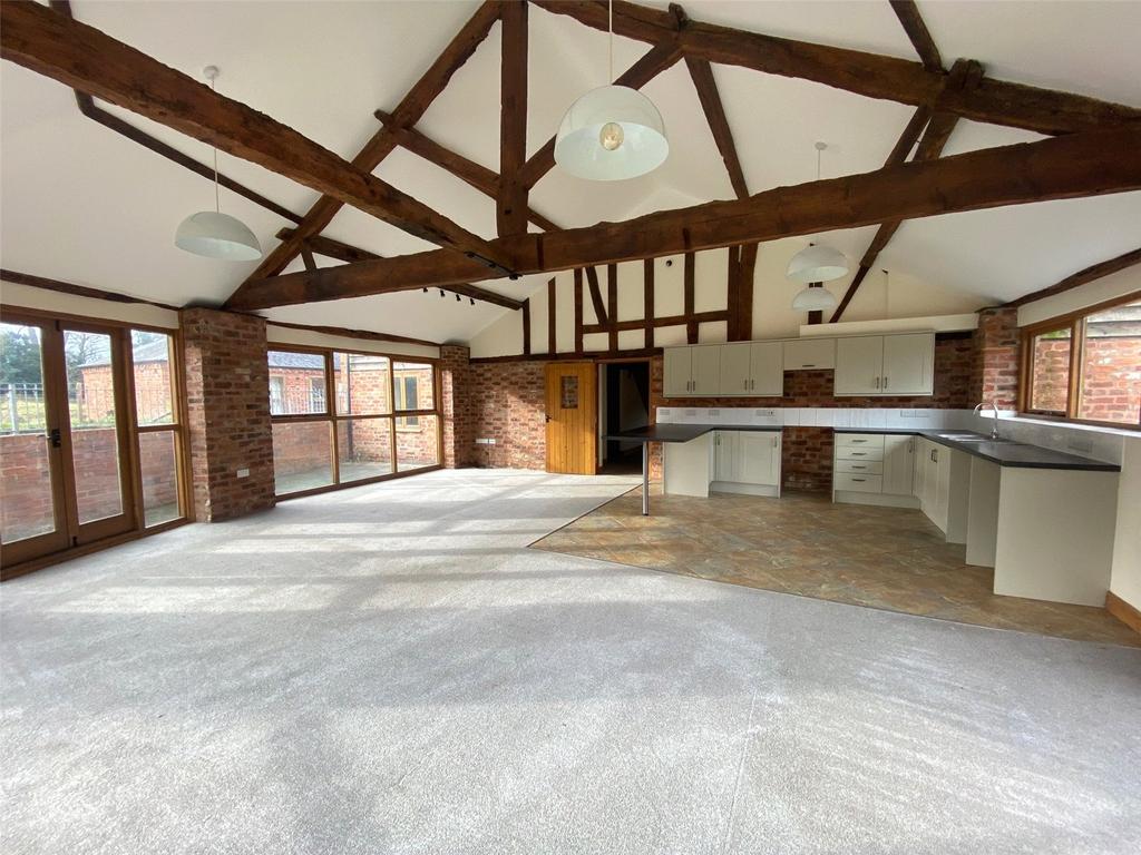 Edderton Barns, Forden, Welshpool... 4 bed semi-detached house - £845 ...