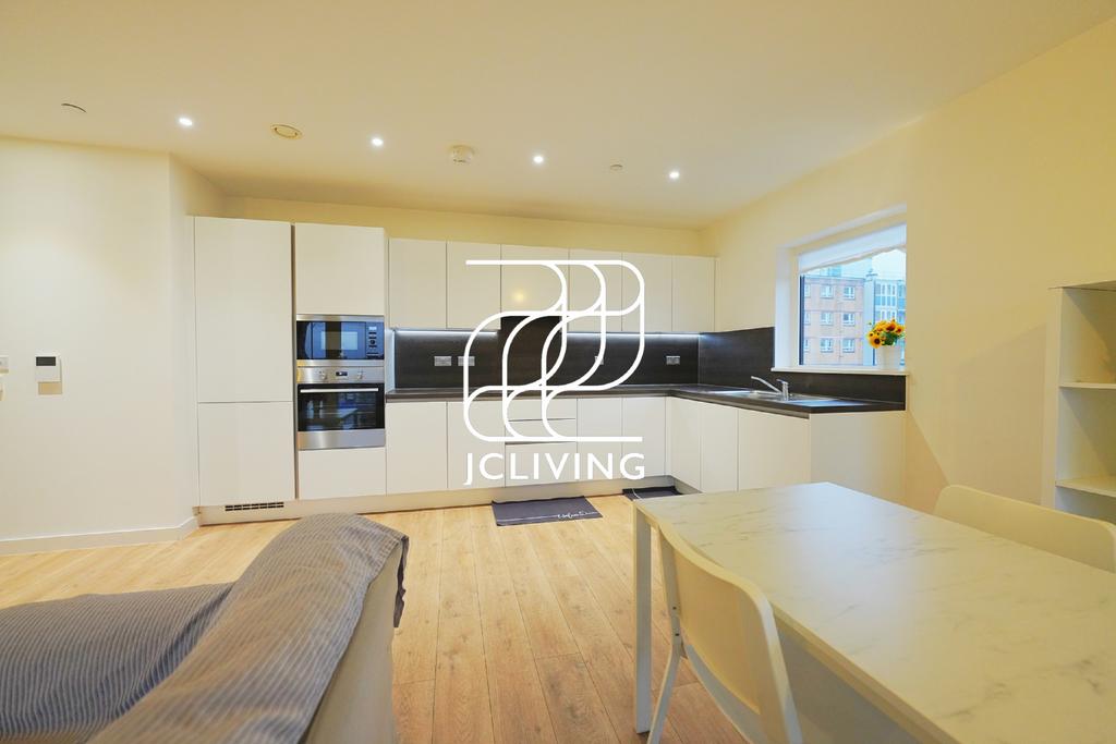 Ironworks Way, London E13 9FA 3 bed flat - £2,999 pcm (£692 pw)