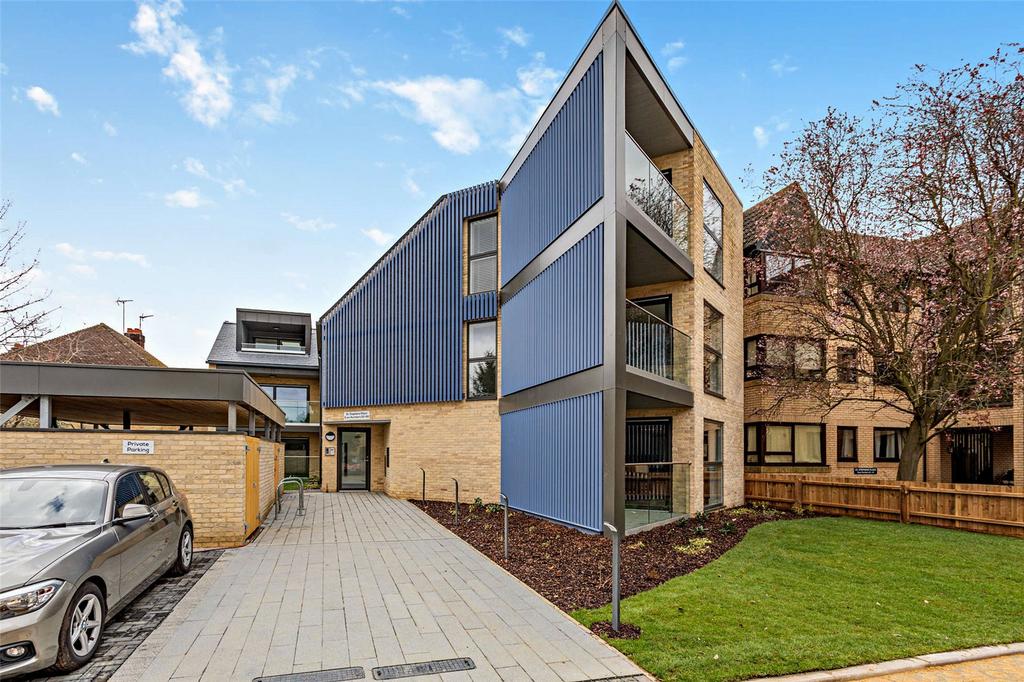 St. Stephens Place, Cambridge... 1 bed apartment - £1,600 pcm (£369 pw)