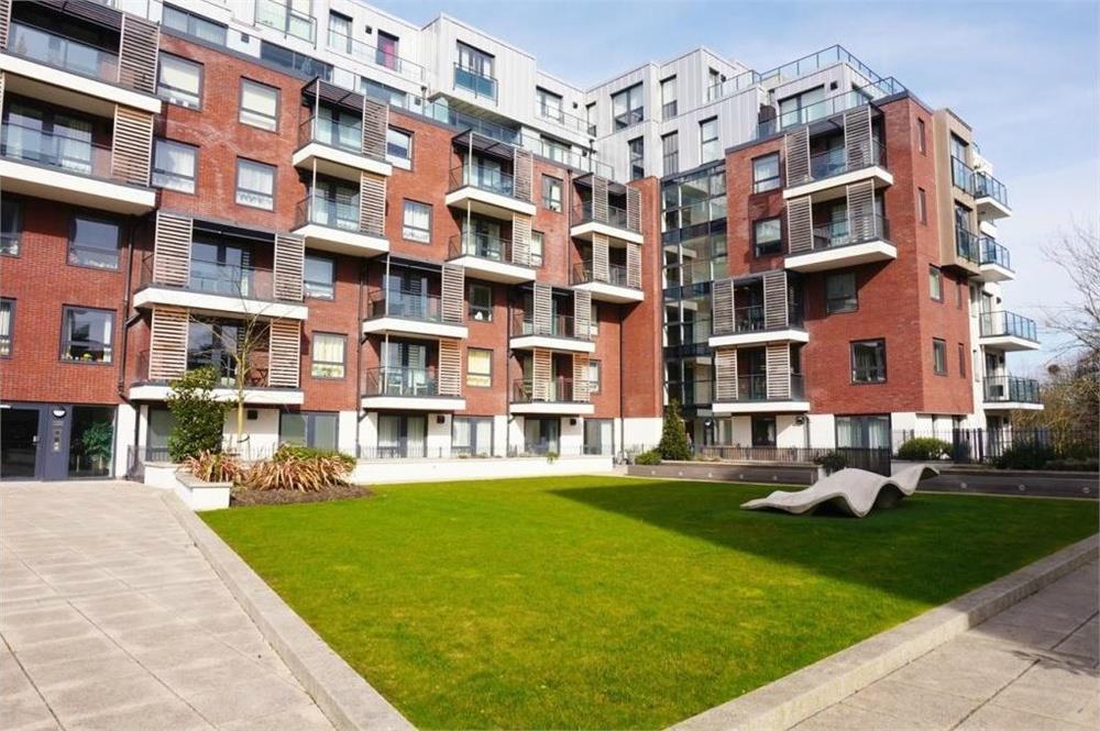 Green Lane, Edgware, HA8 1 bed apartment - £1,650 pcm (£381 pw)