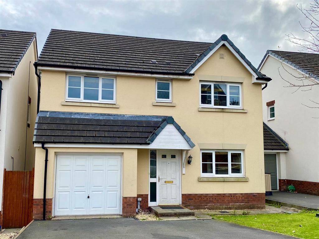 Clos Y Wern, Hendy 4 bed detached house - £1,200 pcm (£277 pw)