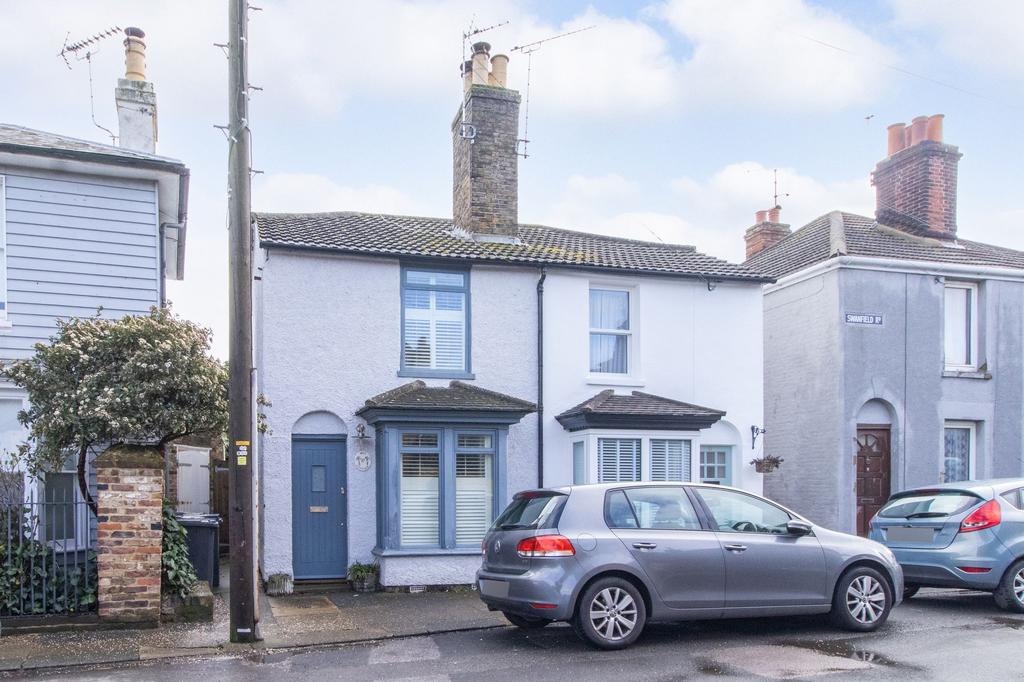 Swanfield Road, Whitstable, CT5 2 bed semi-detached house - £350,000