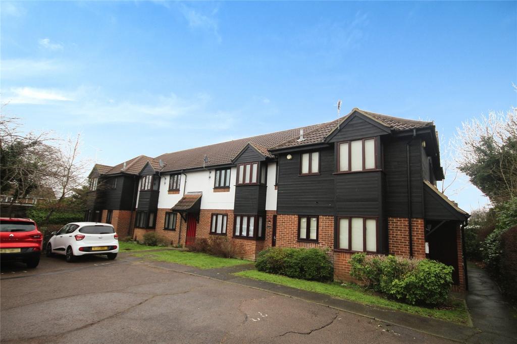 Copperfields, Basildon, Essex, SS15 1 bed apartment - £1,000 pcm (£231 pw)