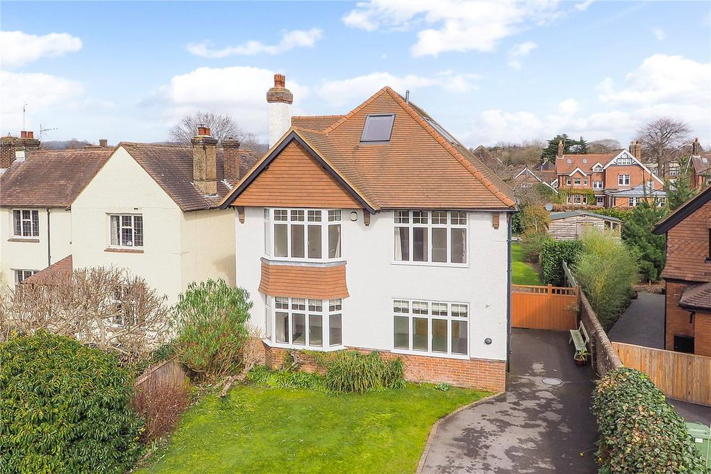 The Avenue, Petersfield, Hampshire, GU31 5 bed detached house - £1,400,000