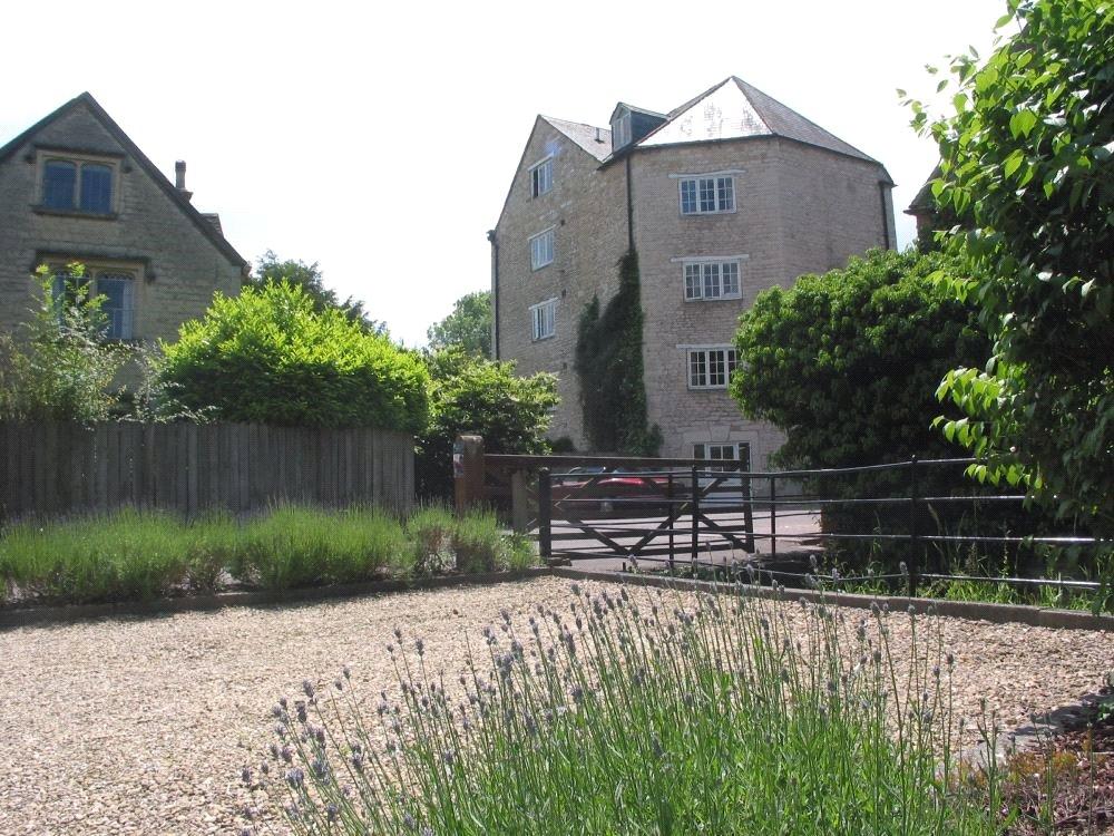 Georgian Mill, Dunkirk Mills... 2 bed apartment - £220,000
