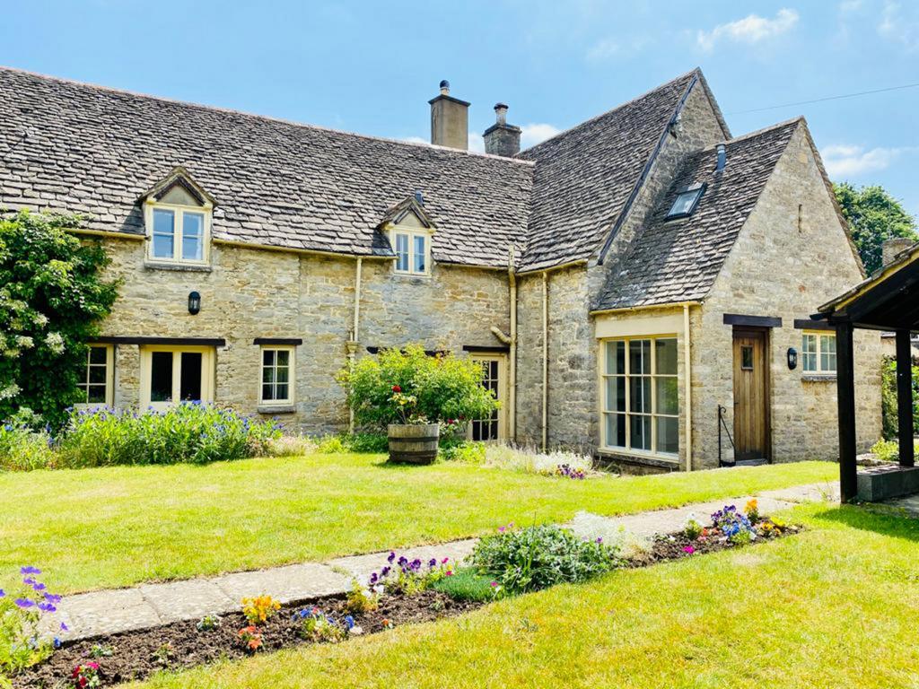 High Street, Ramsden, Oxfordshire OX7 3AU 5 bed detached house for sale ...