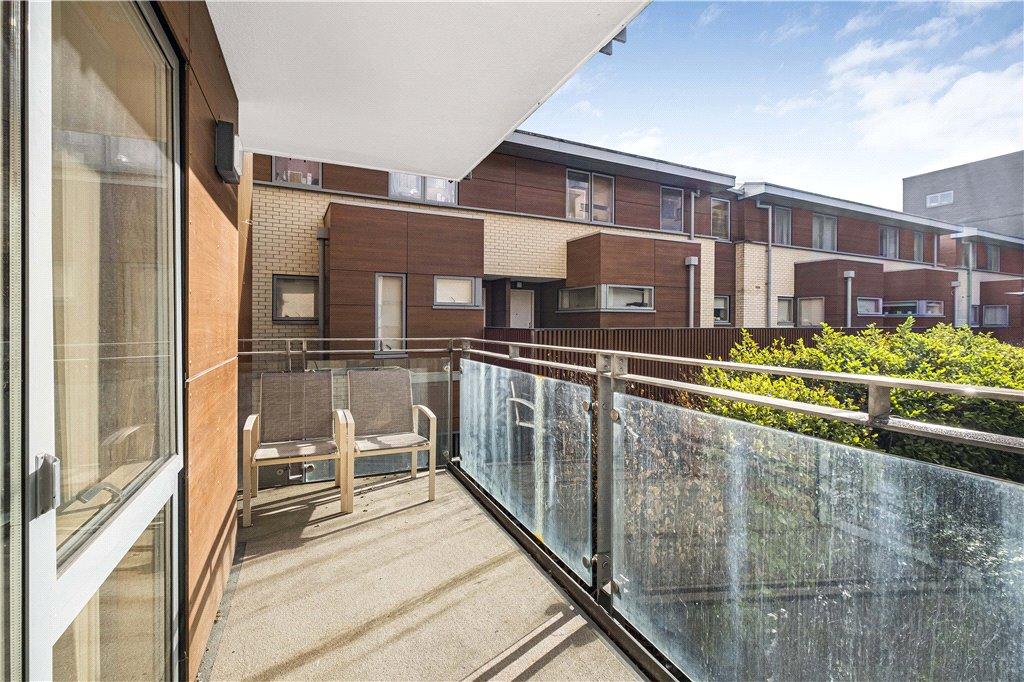 Frean Street, London, SE16 2 bed apartment - £2,650 pcm (£612 pw)