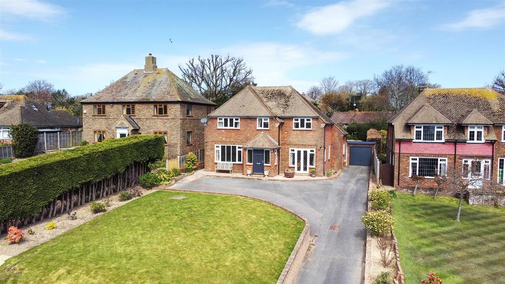 Collington Grove, Bexhill-On-Sea 3 bed detached house - £725,000
