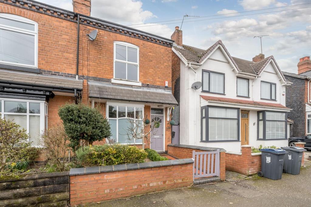 Wood Lane, Harborne, Birmingham 3 bed end of terrace house - £399,950