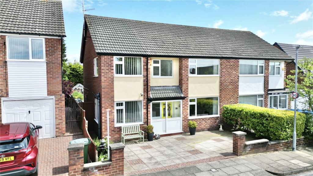 Kinross Road, Wallasey, Wirral, CH45 4 bed semi-detached house - £340,000