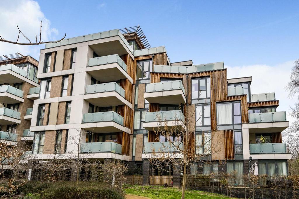 Quebec Way, London 3 bed flat for sale - £985,000