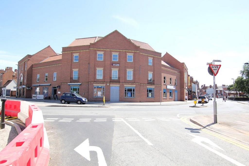 Bar/Restaurant To Let, Castlegate, Newark, NG24 1BE Restaurant - £2,917 ...
