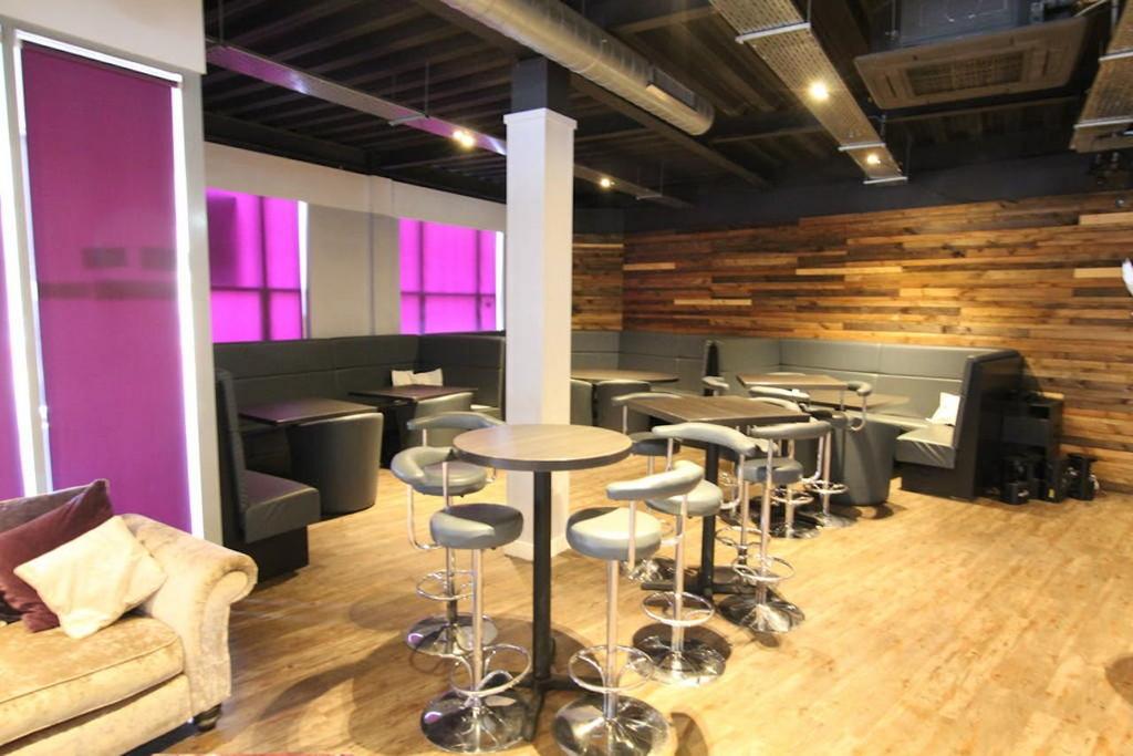 Bar/Restaurant To Let, Castlegate, Newark, NG24 1BE Restaurant - £2,917 ...