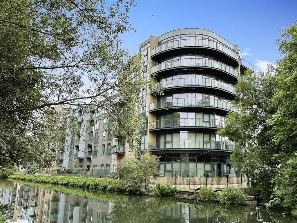 Longman House, Nash Mills Wharf, Hemel Hempstead HP3 2 bed apartment ...
