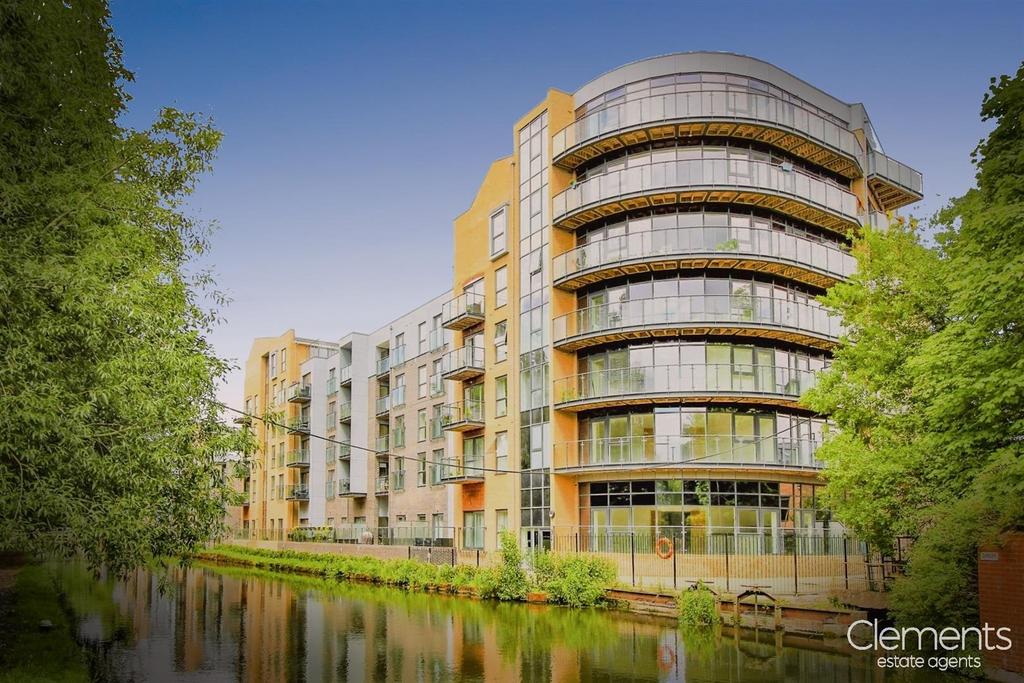 Longman House, Nash Mills Wharf... 2 bed apartment for sale - £300,000