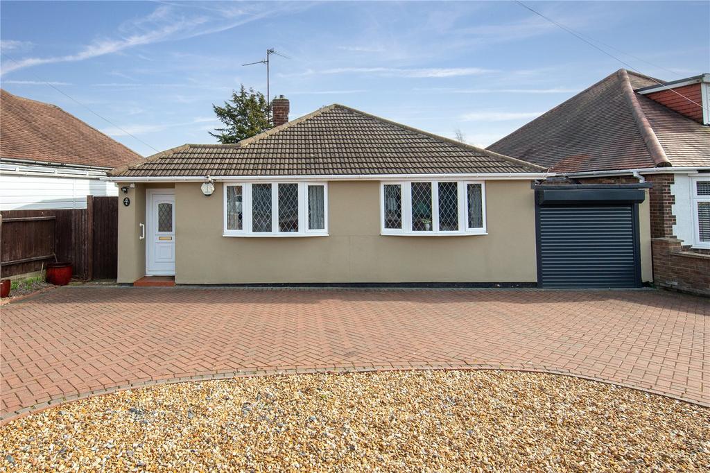Luton, Bedfordshire LU2 3 bed bungalow - £375,000