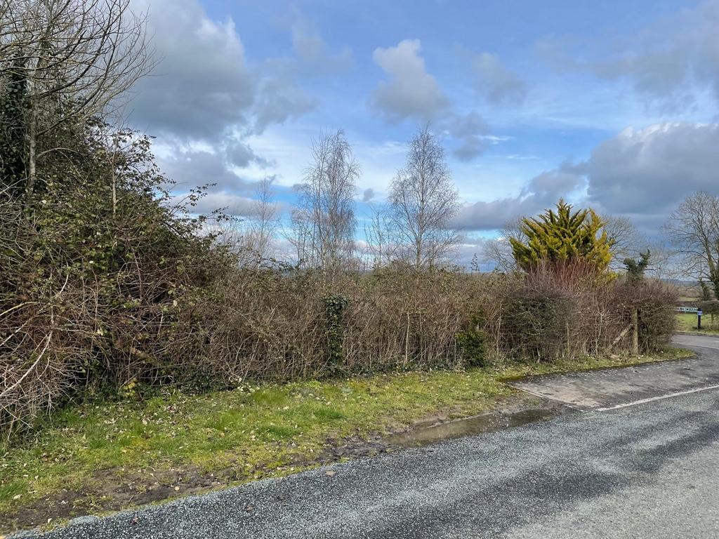 Parkfields, Butleigh, Butleigh, BA6 Farm land - £20,000