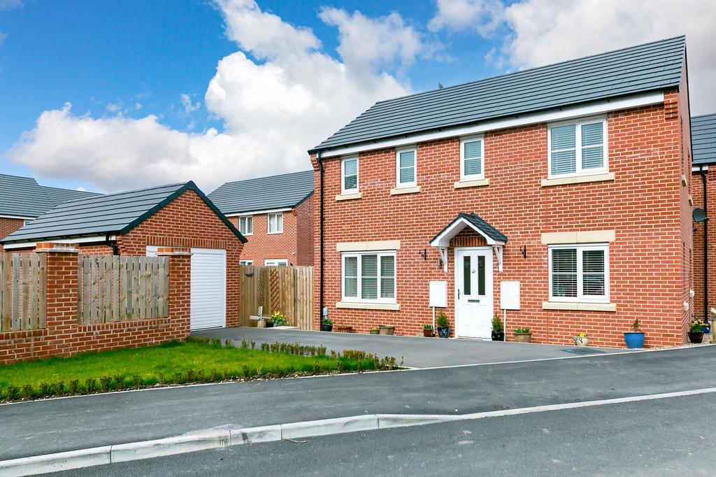 Grainger Drive, Pocklington, York... 3 bed detached house - £290,000