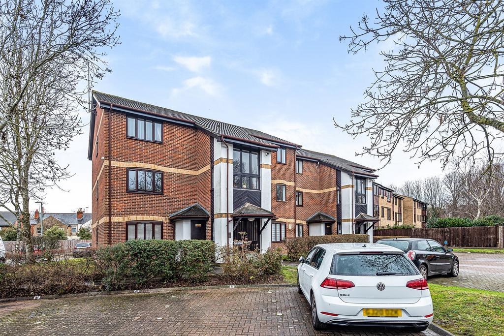 Pennyroyal Court, Reading, RG1 1 bed apartment - £1,050 pcm (£242 pw)