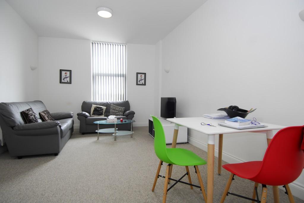 29 Armada Street 2 bed house share - £1,213 pcm (£280 pw)