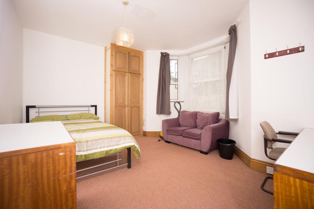14 Napier Terrace - Ground 2 bed house share - £1,083 pcm (£250 pw)