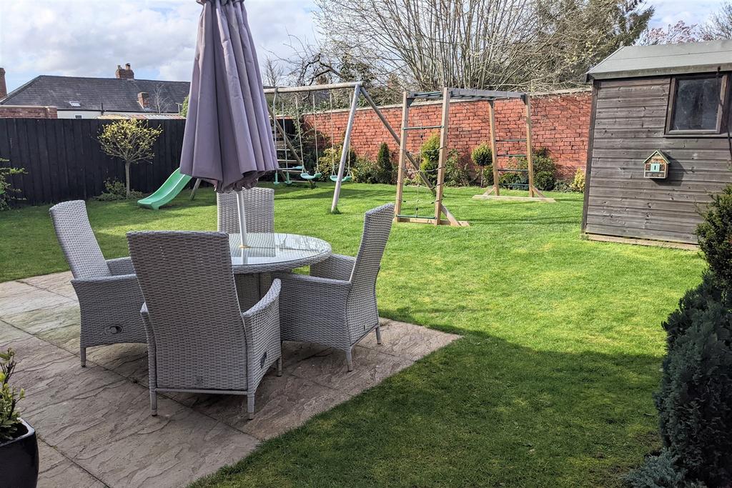 The Crossways, Holmer, Hereford, HR1 4 bed detached house for sale - £ ...