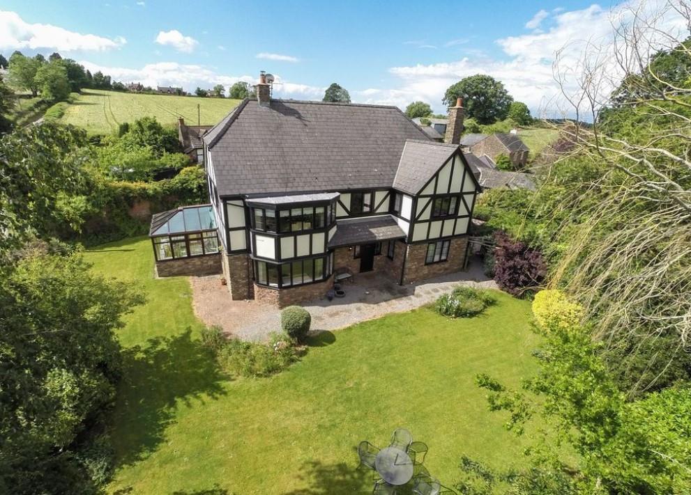 Llangarron, Herefordshire, HR9 4 bed detached house - £750,000