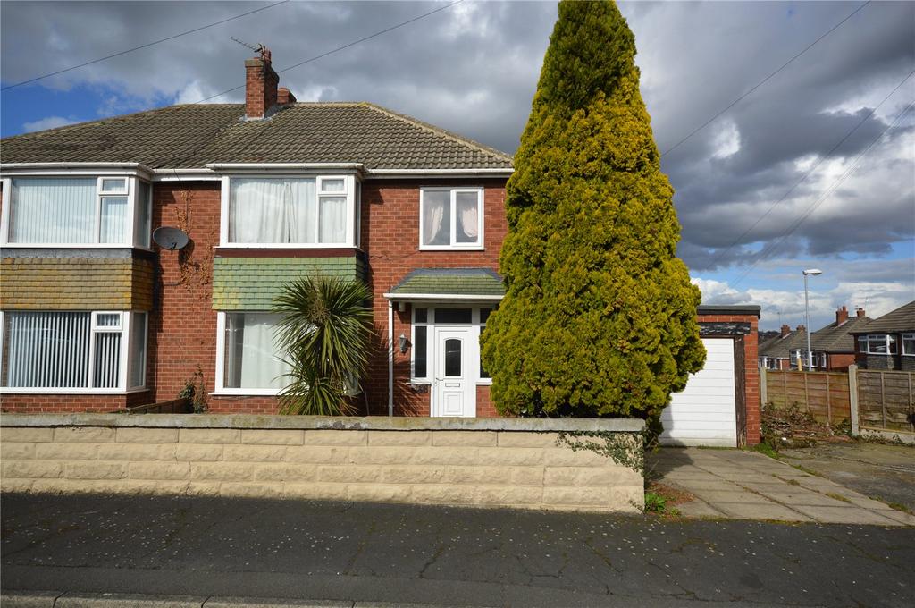 Westbourne Avenue, Garforth, Leeds... 3 bed semi-detached house - £225,000