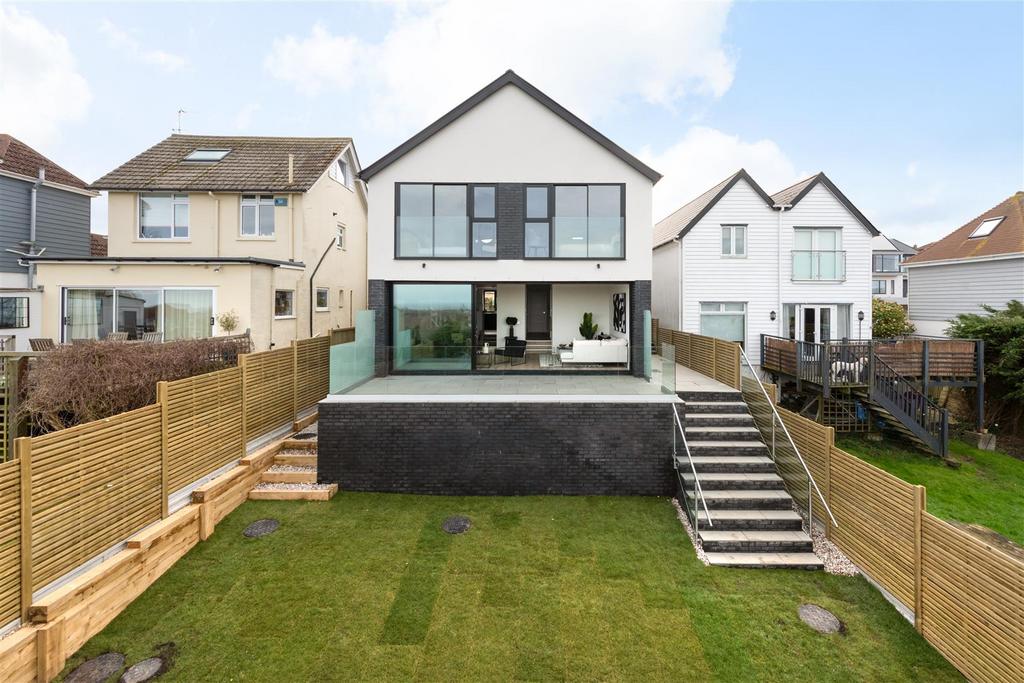 Grimthorpe Avenue, Whitstable 4 bed detached house for sale - £975,000