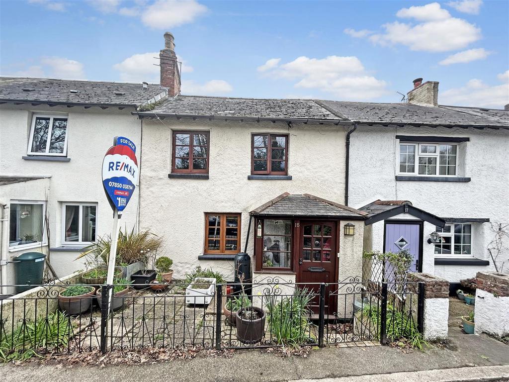 Higher Sandygate Newton Abbot 2 Bed House £270 000